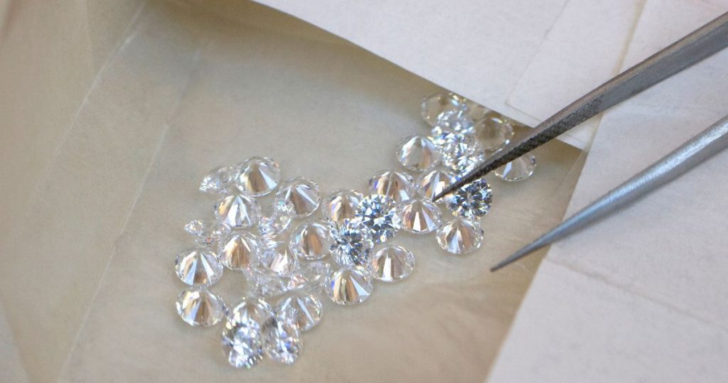 How Can I Tell How Much My Diamond Is Worth?